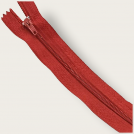 Cierre Sencillo Rojo 20 cm | Mercería Parisina